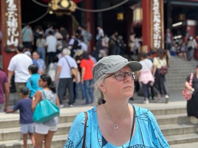 Kaz Jones - About Kaz Jones, Biography, Exhibitions and More | Artfinder